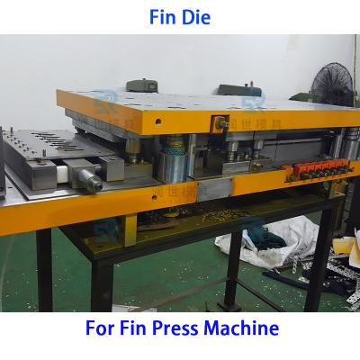China Multi Function Fin Press Line Aluminum Foils Fin Press Machine Servo Control for sale