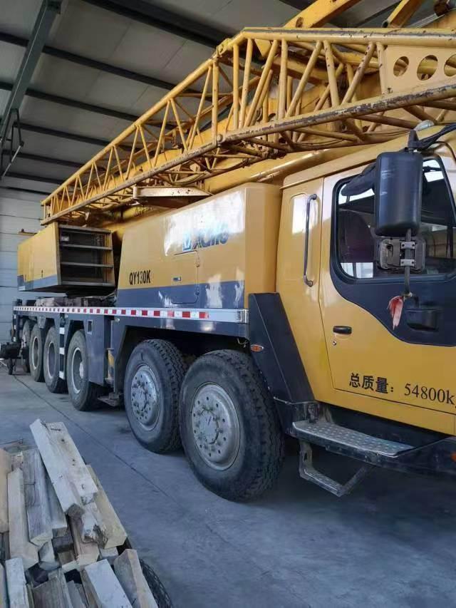 2014 Xc. Used 100ton Truck Crane Qy100K Heavy Equipment Mobile Crane