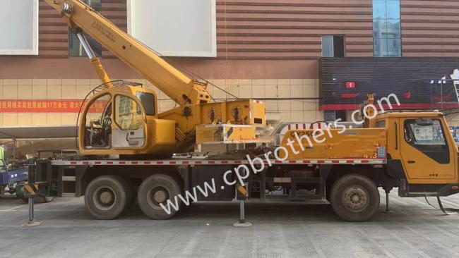 Cheap Used Lifting Equipment 2014 Xg Used 20ton Truck Crane