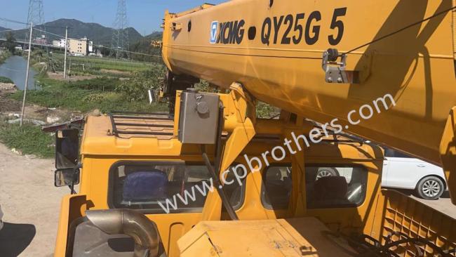 Cheap Used Lifting Equipment 2014 Xg Used 20ton Truck Crane