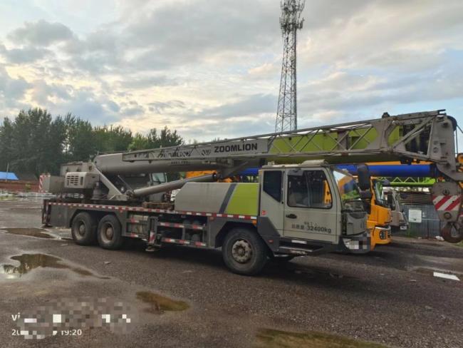 Used Zoomlion Lifting Equipment 25 Tons Mobile Crane