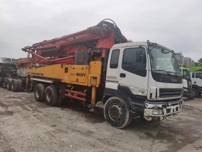 Concrete Mixer Machine 43 Meter Used Concrete Pump Heavy Equipment