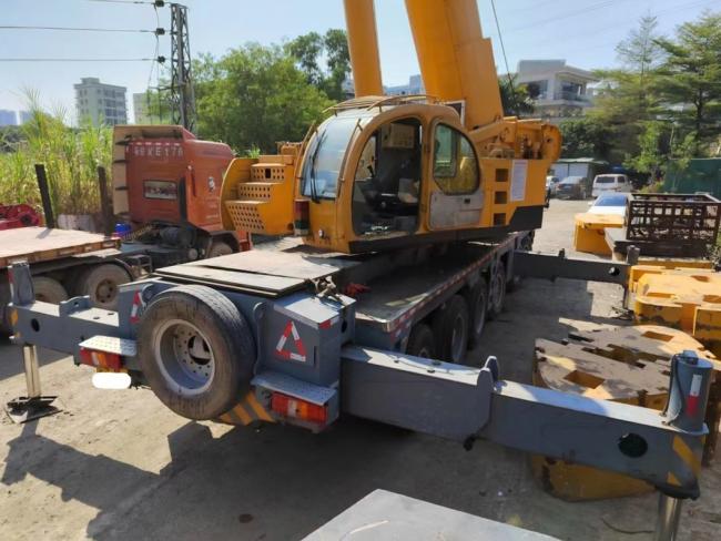 High Quality Hoist Used Mobile Crane 2010 Xcg Xct 110ton Used Truck Crane Zoomlion