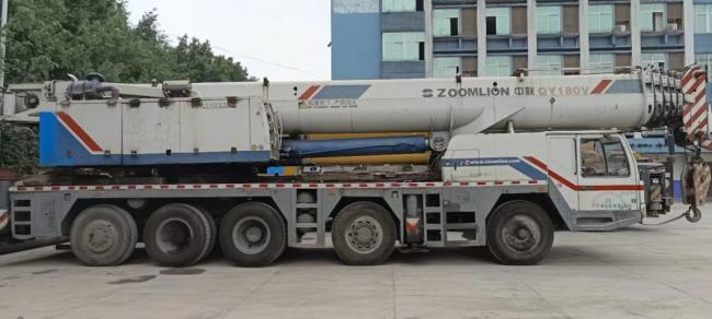 Used Zoomlion 130 Tons Truck Crane Mobile Lifting Machine