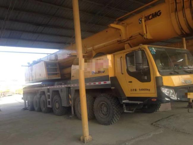 Xugong Truck Crane 130 Tons Mobile Hoisting Machine