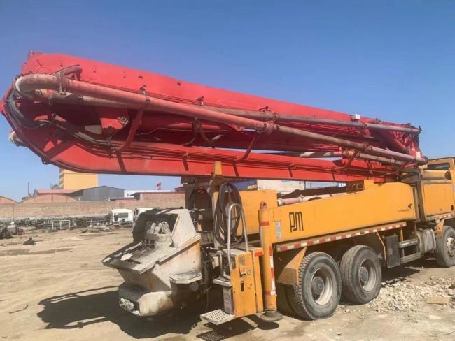 Truck-Mounted Concrete Pump Putzmeister 42 Meter Construction Machine