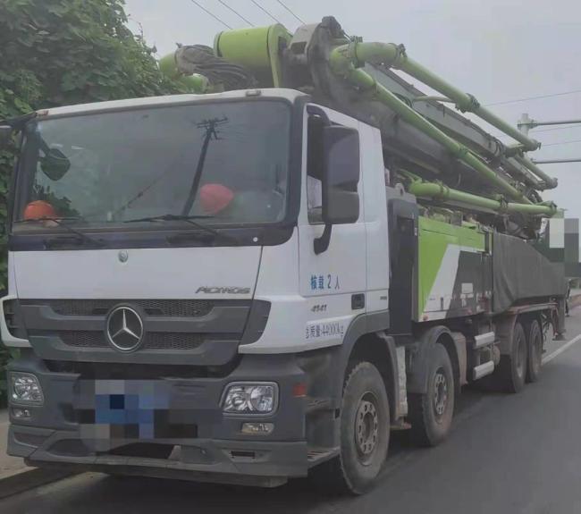Used Heavy Equipment Good Price Zoomlion 56meter Used Mobile Pump Truck