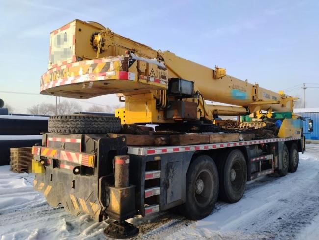 Second Hand Mobile Crane Xg 70ton 2011year for Sale