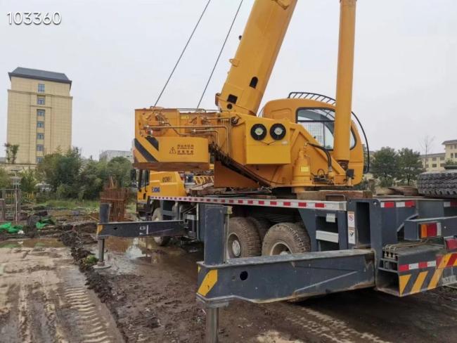 2019 Xg 25ton Engineering Construction Machinery Mobile Crane Truck Crane