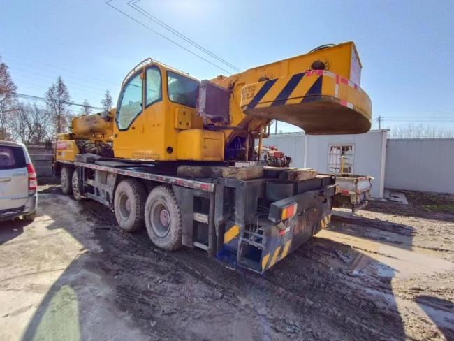 2009 Used Mobile Crane 50ton Hoist Crane Zoomlion Xg