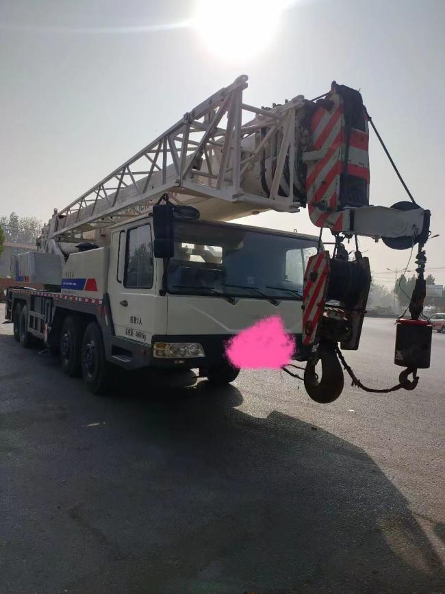 2013 Zoomlion Crane Truck of 50 Ton
