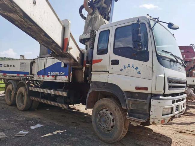 Zoomlion 47meter Truck Pump Contractor Second Hand Concrete Pump Machinery