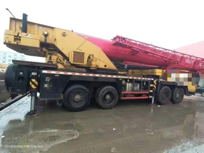 Second-Hand 80 Ton Truck Mounted Crane in Very Good Condition Low Working Hours