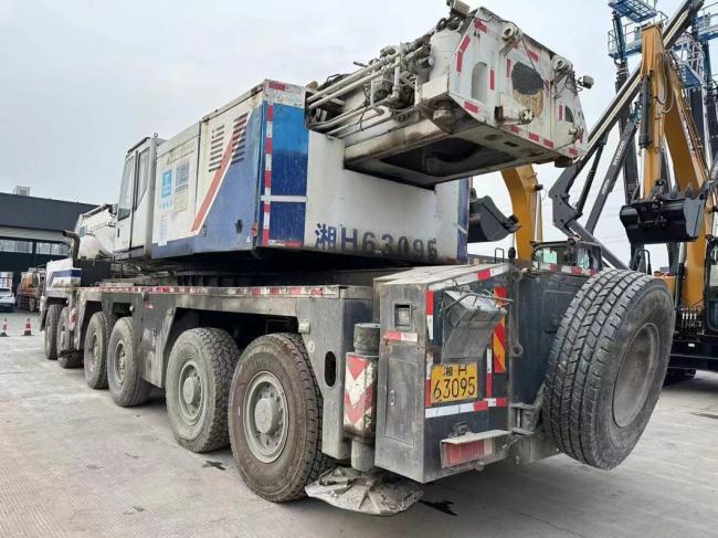 2010 Zoomlion Construction Machinery Heavy Equipment Terrian Crane 220