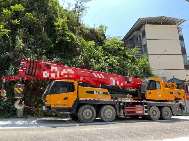 Good Original Condition 2013 China Top Brand 50t Mobile Crane Truck Crane Lifting Equipment Construction Machine