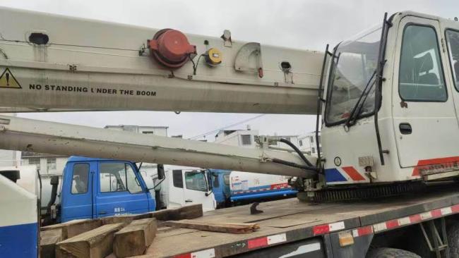 Good Original Condition 2012 Zoomlion 25t Truck Crane Used Mobile Crane for Sale