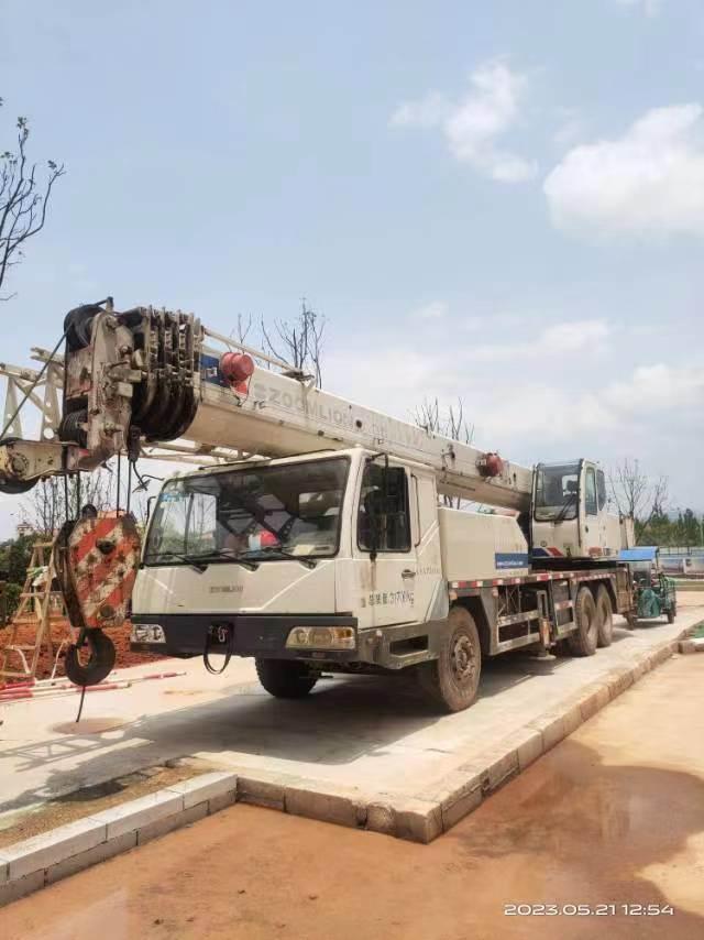 Good Original Condition 2012 Zoomlion 25t Truck Crane Used Mobile Crane for Sale
