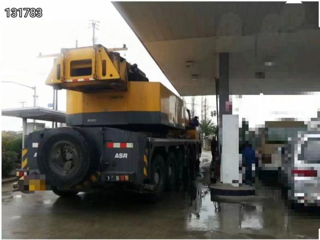 Good Original Condition with Stable Work 2009 Xg 240t Mobile Crane Used Crane Truck Crane All Terrain Crane for Sale