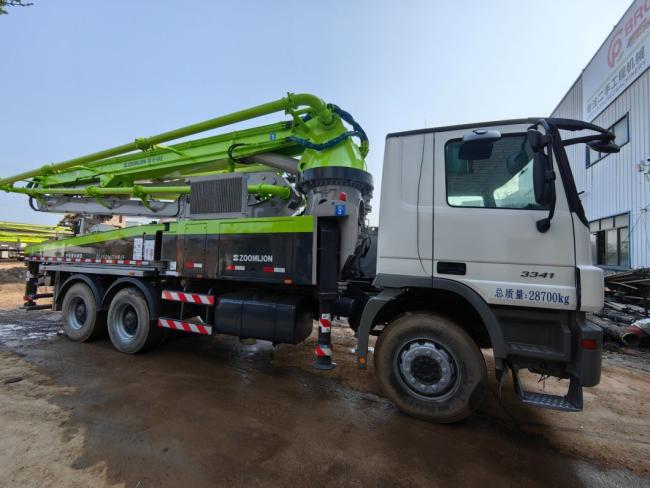 Zoomlion Renovated 38m Concrete Equipment Placing Boom Beton Pump Machine Used Concrete Pump Benz Truck