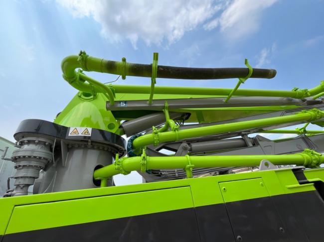Zoomlion Renovated 38m Concrete Equipment Placing Boom Beton Pump Machine Used Concrete Pump Benz Truck