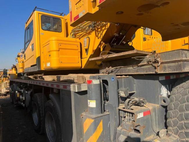 China′s Top Brand Xg 70 Tons of Second-Hand Mobile Cranes
