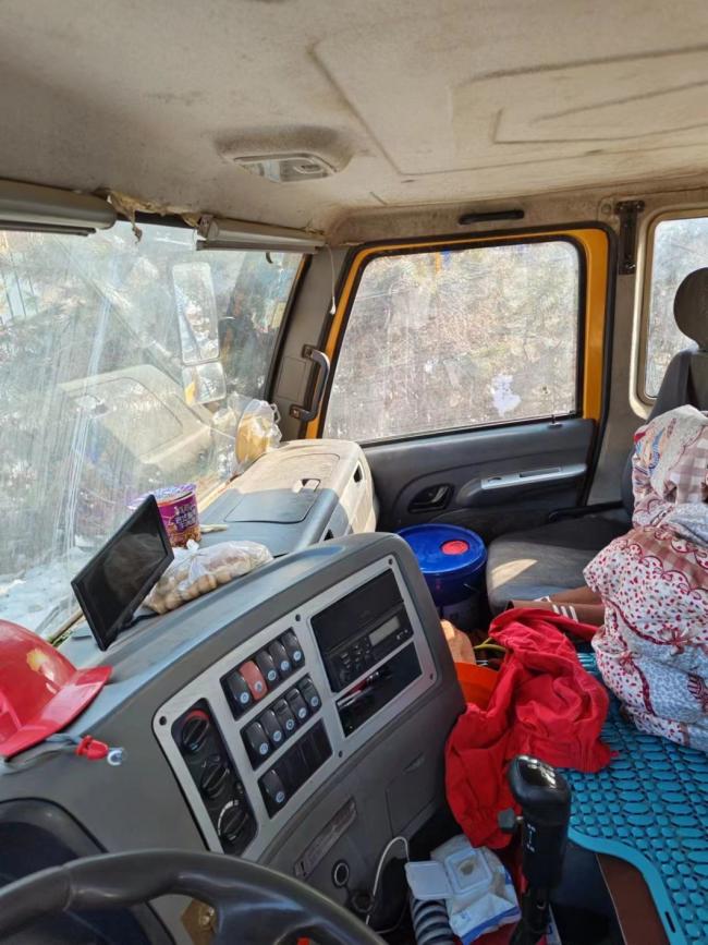 15 Years Xg 50 Tons of Car Crane to Sell Affordable Condition