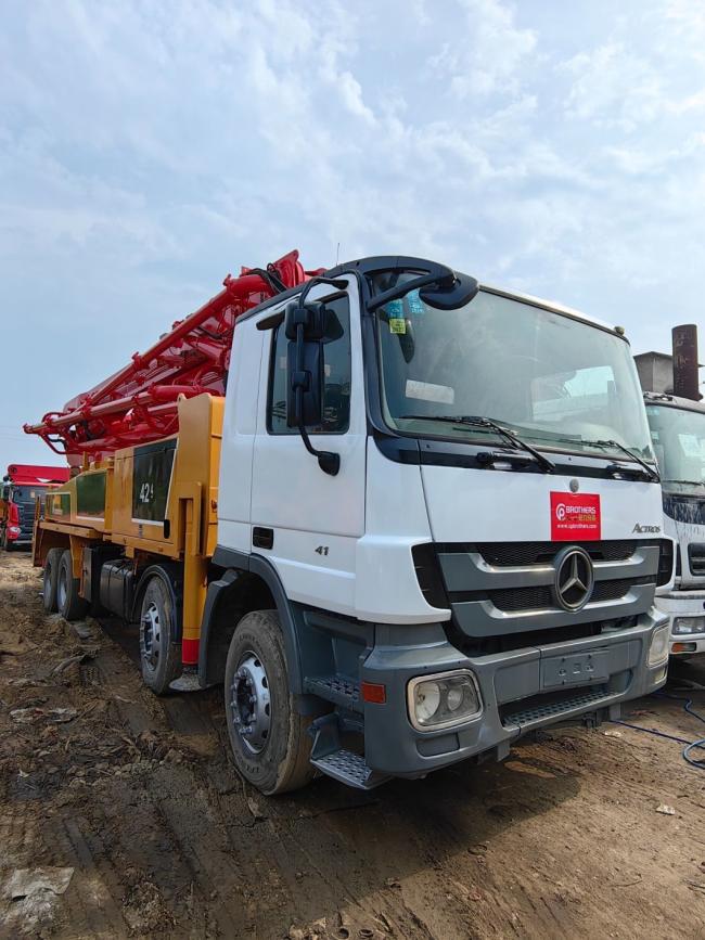 Perfect Renew Condition 2011 Putzmeister 42m Concrete Pump on Benz Truck for Batching Plant Ready Mix