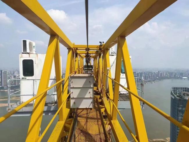 Famous Brand Young Year 2019 Used Tower Crane 7525-16 Series Luffing Cranes