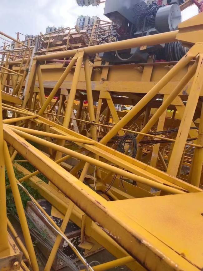 Sell 19 Years Xg Flat Head Tower, Tower Height of 65 Meters, Lifting 10 Tons