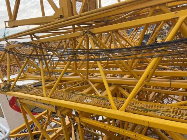 Mini Tower Crane for Sale 40 M Elevation 2015