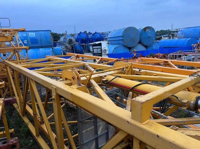 High-Performance Tower Cranes 2020 Cpb 7520-12K with 65m Jib Length and 12t Max Load