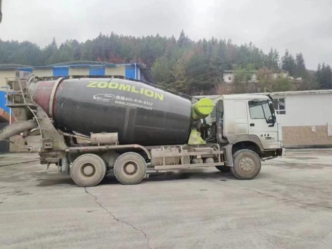 2017 Construction Equipment Concrete-Mixer Truck 12cbm HOWO Truck