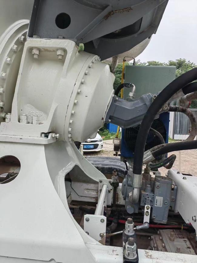 12cbm Concrete Mixer Truck Concrete Batching Plant Concrete Mixer Heavy Equipment