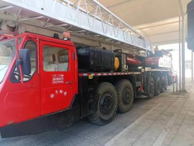 China Schwere Ausrüstung Heben 130 Tonnen Lkw-Kran mit zwei-Arm Jib und ISO9001 Zertifizierung zu verkaufen