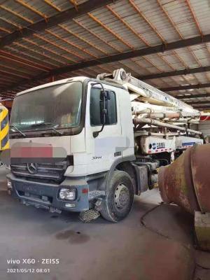 White Zoomlion 37m Caminhão de bomba de concreto Equipamento pesado usado para projetos de construção