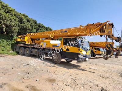 중국 좋은 상태 2018 Xg 25ton 사용 된 이동 크레인 최대 들어올림 높이 20-25m 3 셰프트 판매용