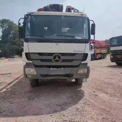 Υδραυλική επεξεργασία 56 μέτρα φορτηγό τοποθετημένη αντλία σκυροδέματος για το πλαίσιο Red Benz