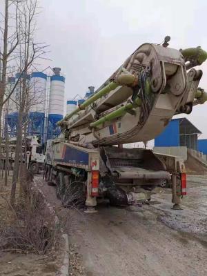Cina 13750*2500*4000mm Alta produttività Zoomlion 52m Pompa di camion di seconda mano Pompa per calcestruzzo in vendita