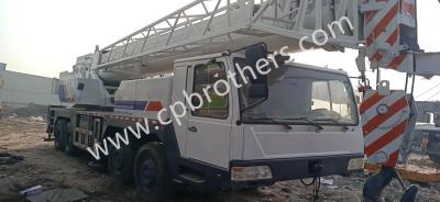 중국 2010 Zoomlion 50ton 사용 된 수압 건설 기계용 트럭 크레인 흰색 판매용