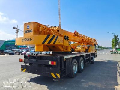 중국 25톤 트럭 크레인, 안정적인 작업 승강기와 5 팔 크레인 기브 판매용