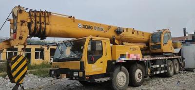 중국 70 톤 이동 크레인 중고용 트럭 크레인 들어올림 기계 2010 Xugong 셰프트 4번 판매용