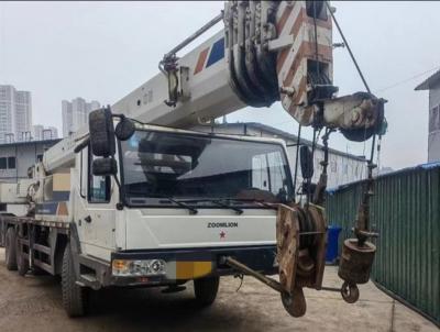 중국 25톤의 테리안 이동 크레인 트럭, 최대 들어올림 높이 40m, 5 팔 크레인 지브 판매용