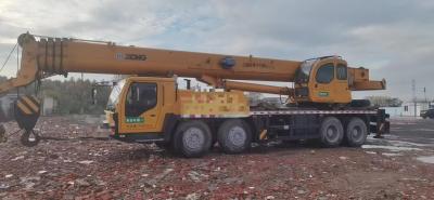 China 2013 Jaar Xg 50 ton Gebruikte vrachtwagen kraan Zware kraan Oranje Maximaal hefgewicht 16t Te koop