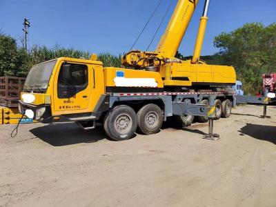 중국 접는 2019 Xc Mg 사용 된 110톤 트럭 크레인 중장비 모바일 크레인 15.5*3*3.89m 판매용