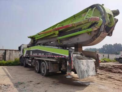 China Zoomlion 52 Meter Concrete Pump Truck 140/200 M3/H Output for Concrete Batching Plant for sale