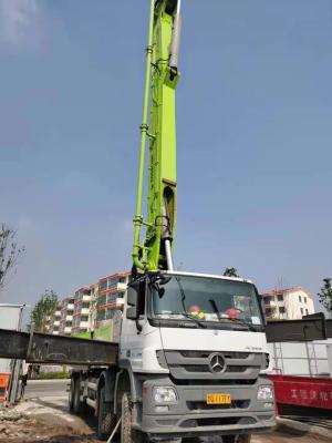 China Zoomlion 52 Meter Concrete Pump Truck 140/200 M3/H Output for Concrete Batching Plant for sale