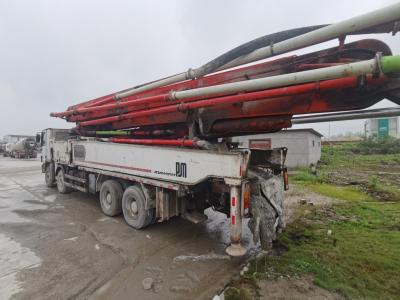 中国 2.6mm振動幅シリンダー型 プッツマイスターコンクリートポンプ 56m 販売中 販売のため