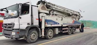 中国 マックス.理論出力 140/200 M3/H ゾームリオン 52 メートル コンクリートポンプトラック 販売のため