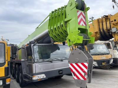 China Klappende bouwmachines voor alle terreinen 200 ton met ISO9001-certificering Te koop