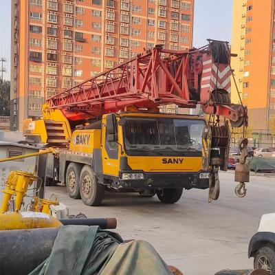 China SANY 50 ton gebruikte mobiele vrachtwagen kraan in uitstekende staat Te koop